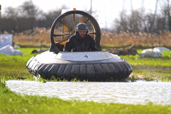 Hovercraft Racing Experience @ The UK's #1 Venue | Hover Force
